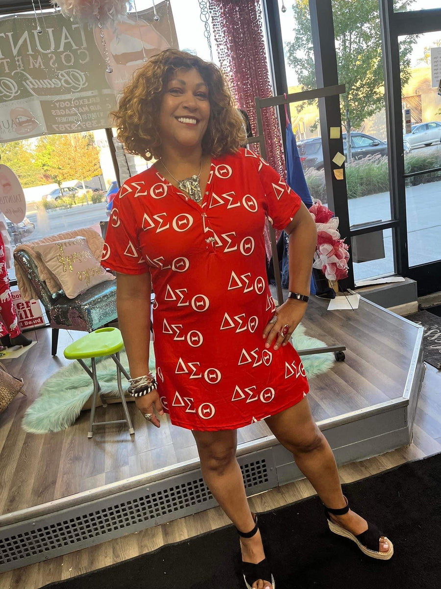 Delta sleepshirt – Tauntus Inc. Greek Store